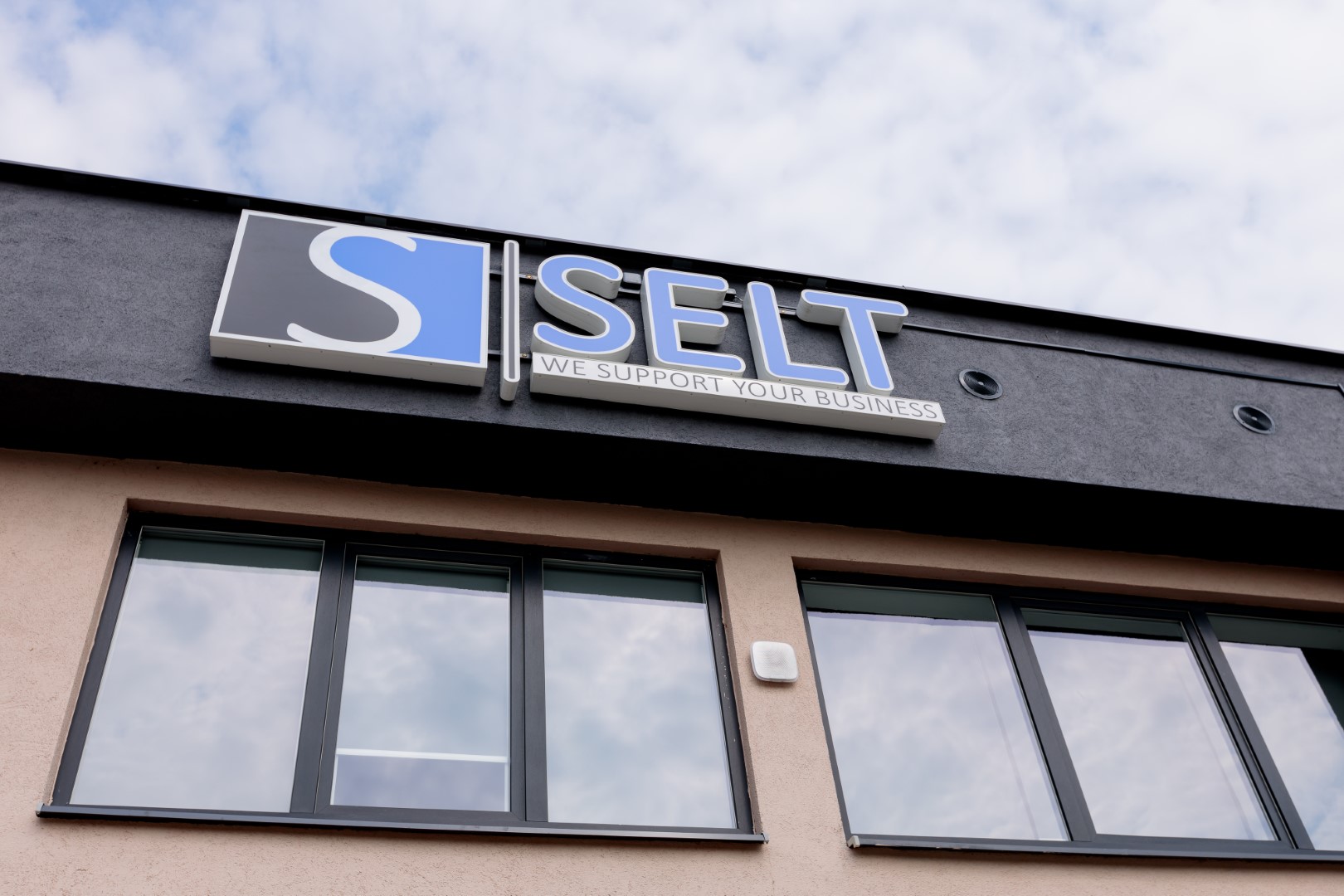 Kancelarijski materijal i namještaj, promo materijal - SELT BH